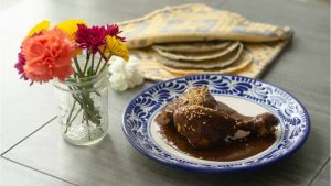 How To Make Chicken Mole From a Jar At Home