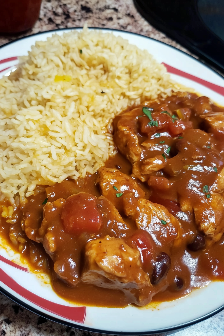 Chicken Mole With Rice for dinner – JustMexicanFood
